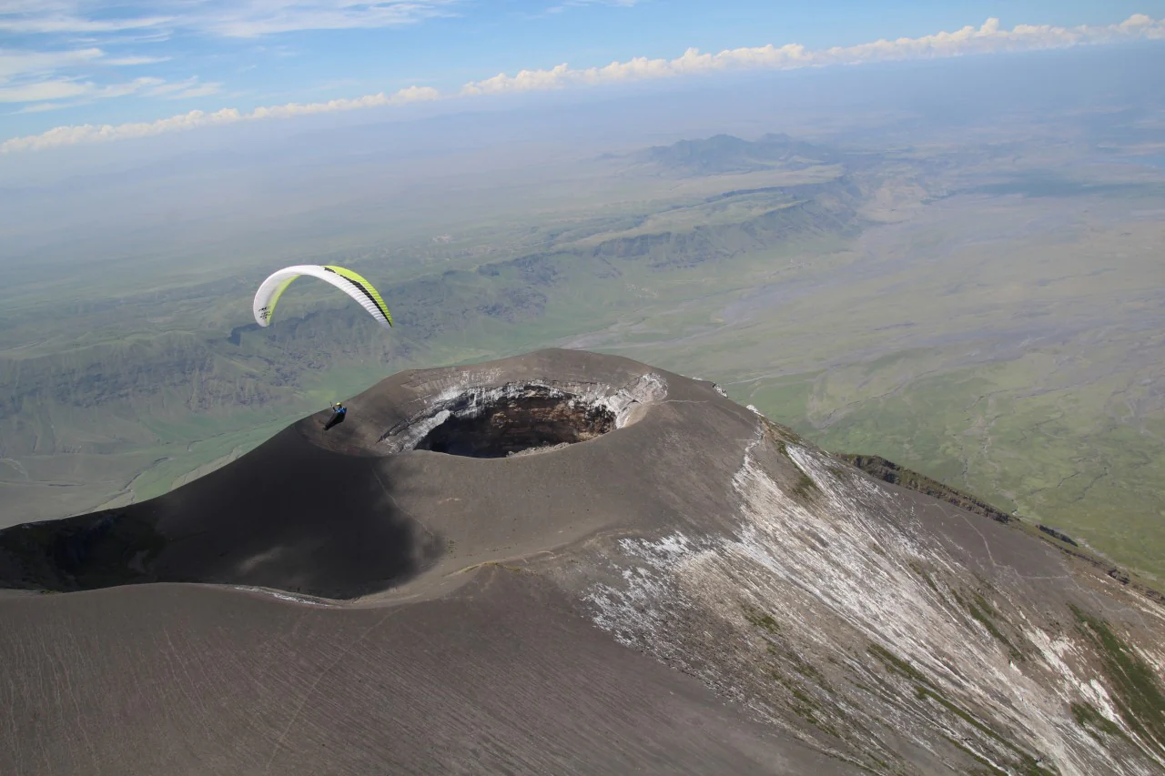 Paragliding Over Tanzania’s Great Rift Valley: A Thrill Seeker’s Guide ...